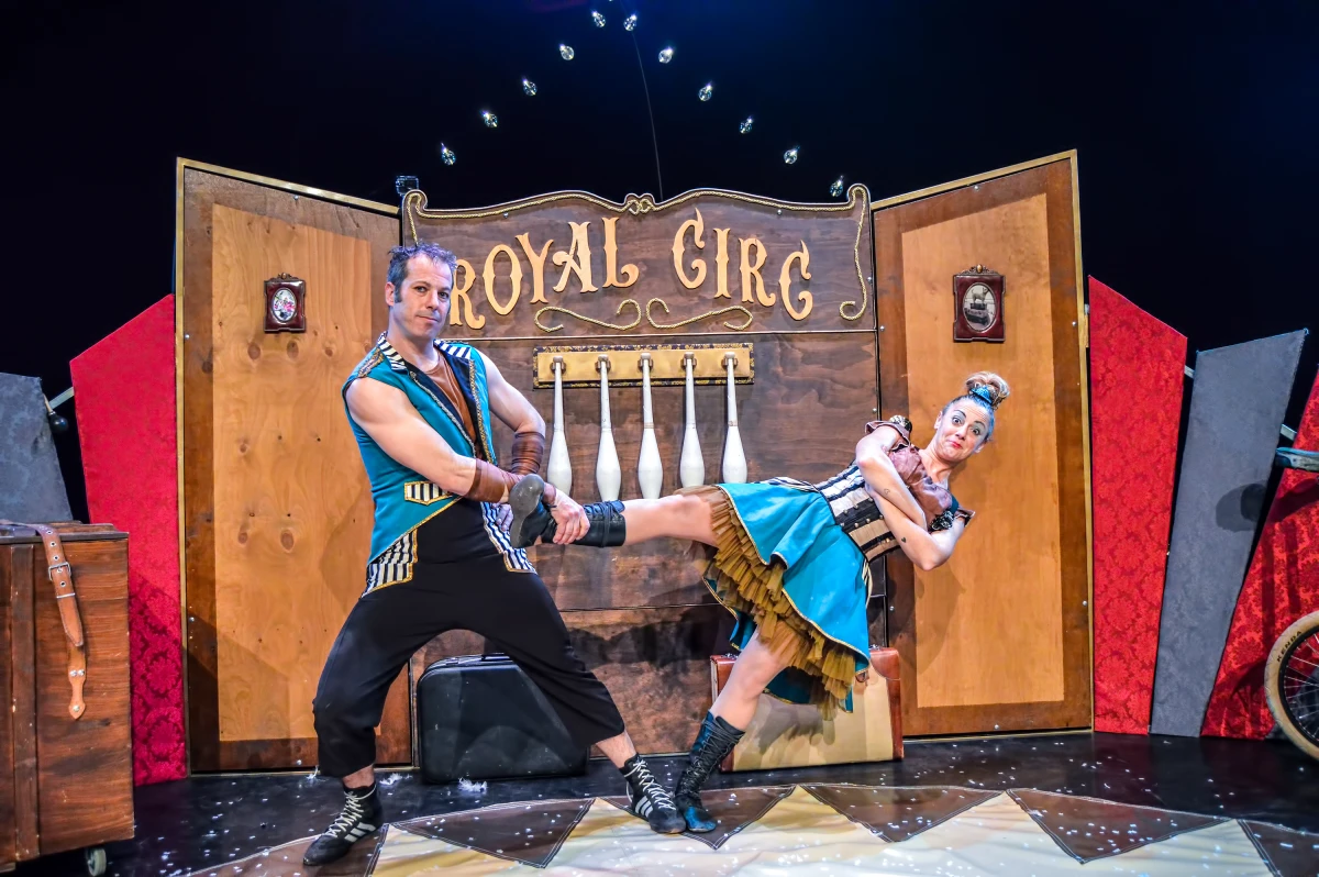 ROYAL CIRC - APCCV - APCCV